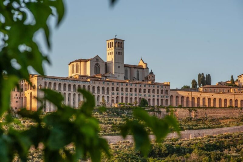 Assisi: Walking Tour with St. Francis Basilica Visit - Introduction: A Smarter Way to See Assisi