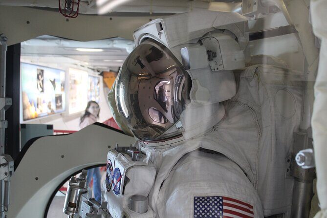 Astroville Round-Trip Shuttle Transportation to NASA Space Center - A Deep Dive into the Experience