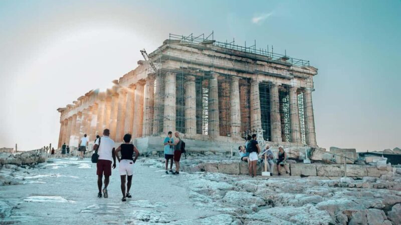 Athens: Acropolis Beat the Heat Guided Tour - Key Points