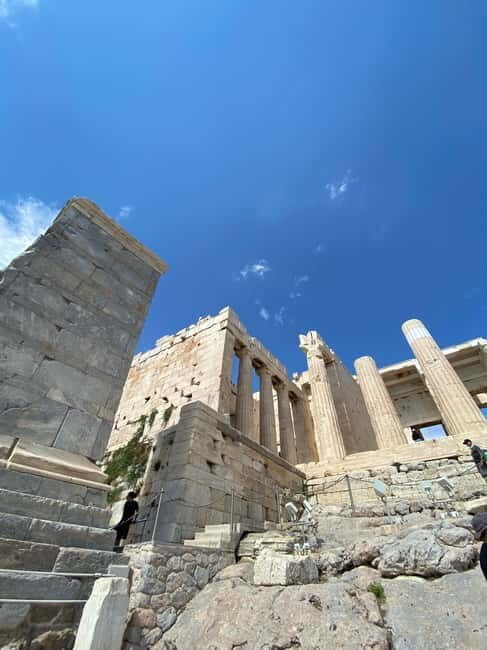 Athens: Acropolis Guided Tour with Skip-The-Line Tickets - Key Points