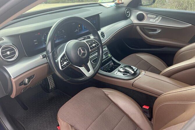 Athens Airport to Athens Center Private Arrival Transfer - Who Will Love This Service?