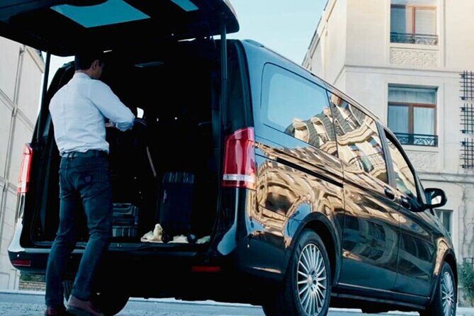Athens Airport to Athens Hotels Private Arrival Transfer - FAQ