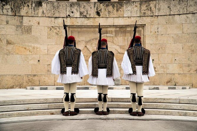 Athens and Piraeus private tour for groups - FAQs