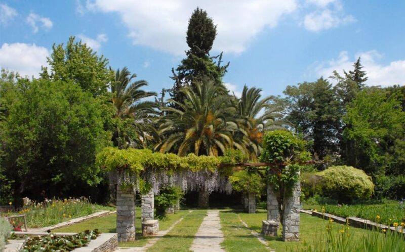 Athens: Attica Zoological Park & Athens National Garden Trip - Key Points