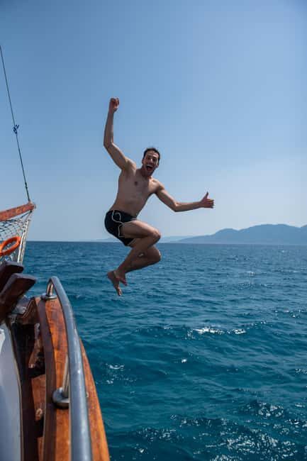 Athens Day Cruise: Agistri, Moni & Aegina + Lunch & Drinks - Practical Considerations