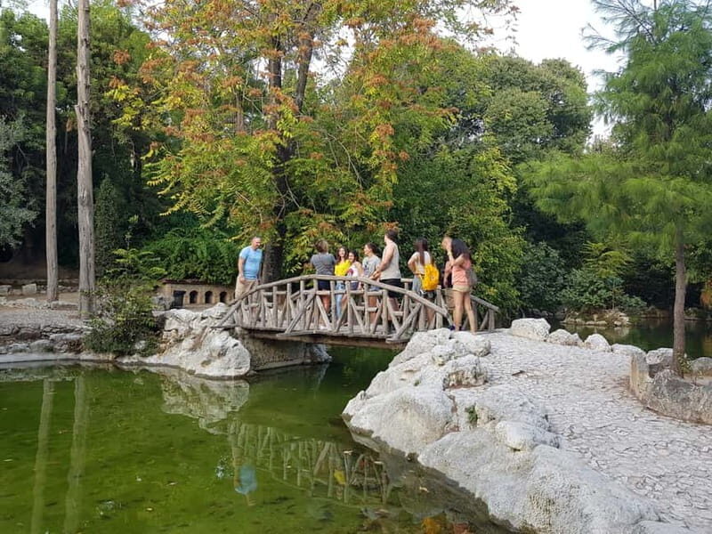 Athens: Discover the City Electric Bike Tour - Who Should Consider This Tour?