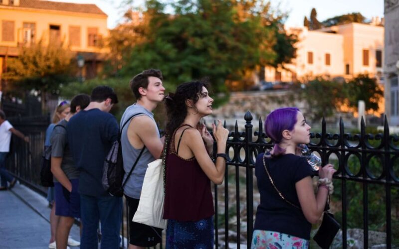Athens: Evening Private City Walking Tour & 4-Course Dinner - A Closer Look at the Itinerary and Experience