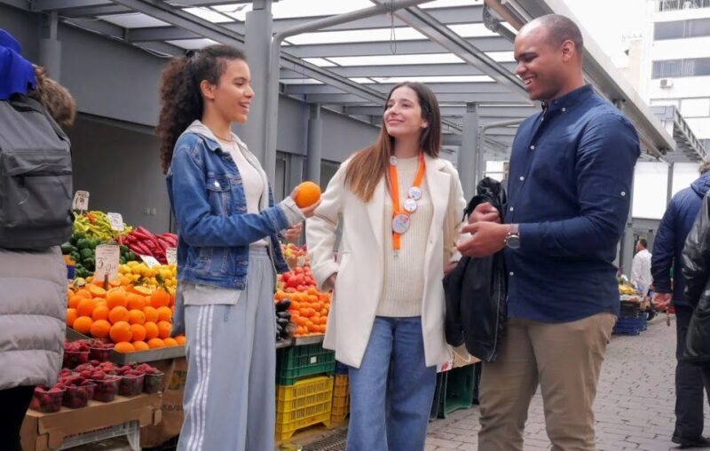 Athens: Food Tasting Tour in Plaka with Central Market Visit - An In-Depth Look at the Tour