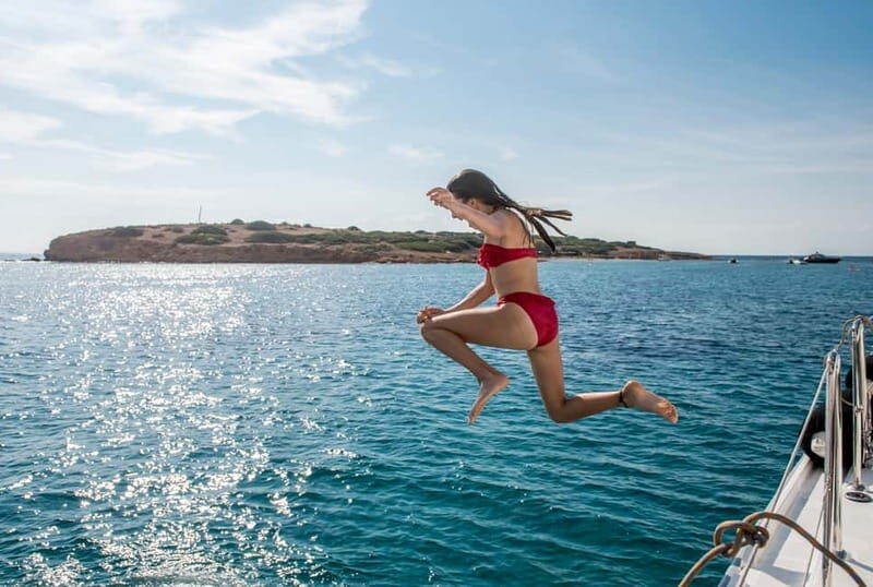 Athens: Half-Day Morning Catamaran Cruise with Meal & Drinks - Practical Details: What to Know Before Booking