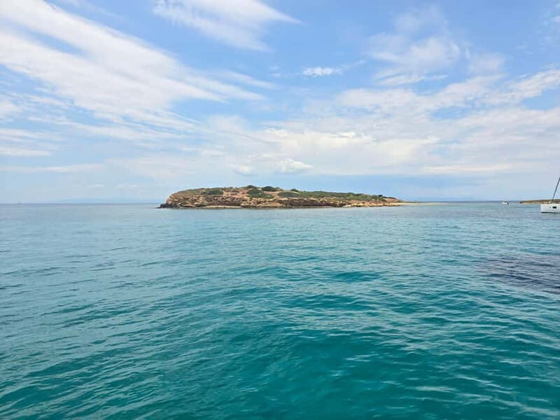 Athens: Private Catamaran Experience with Meal & Open Bar - FAQ