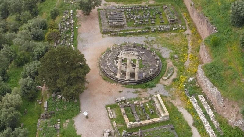 Athens: Private Tours of Delphi, Delphi Museum, and Arachova - The Charming Village of Arachova
