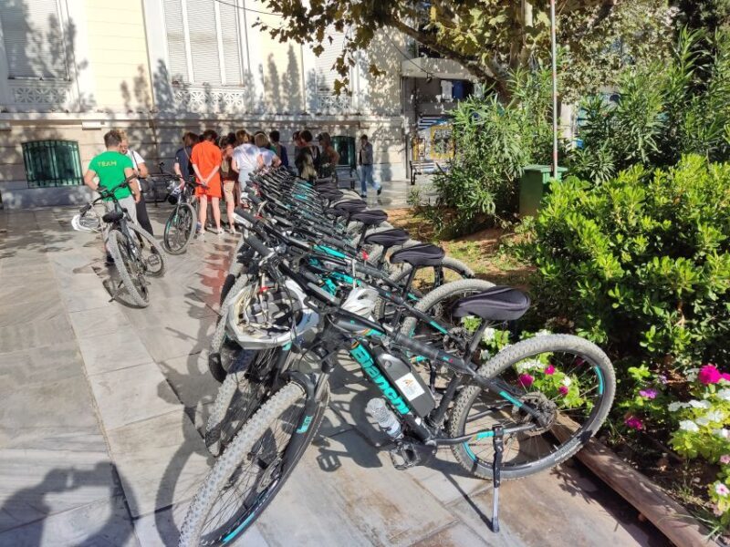 Athens: Scenic e-Bike Tour in Historical Center - Key Points
