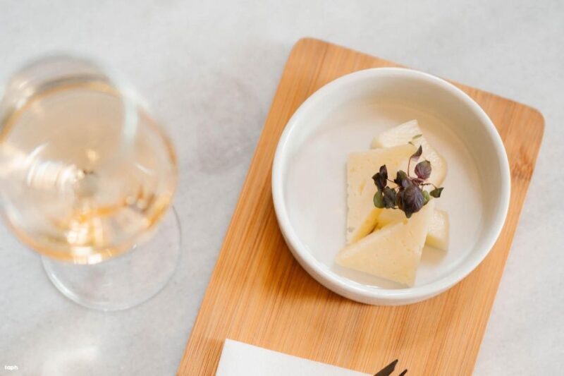 Athens: Tasting of 6 Wines from Kefalonia with Food Pairing - Who Would Love This Tour?