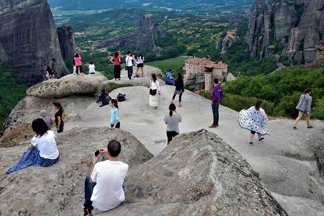 Athens to Meteora DayTrip by Train in Spanish language - Local Agency - Authentic Experiences and Overall Impression