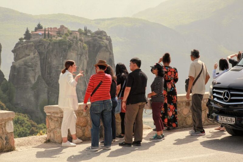 Athens to Meteora: Monasteries & Hidden Caves Bus Tour - The Hidden Hermit Caves of Badovas