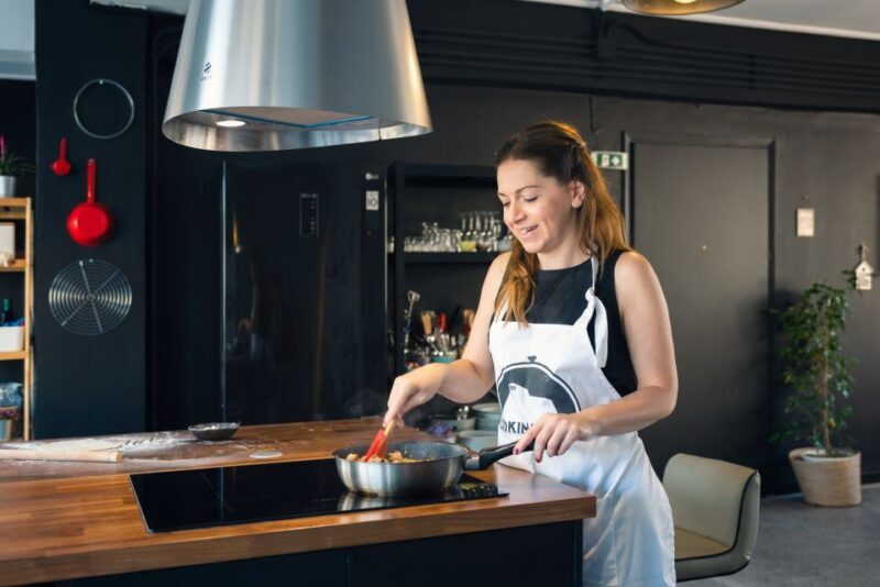 Athens: Traditional Greek Cooking Class with Full Meal - What to Expect from the Cooking Class Experience