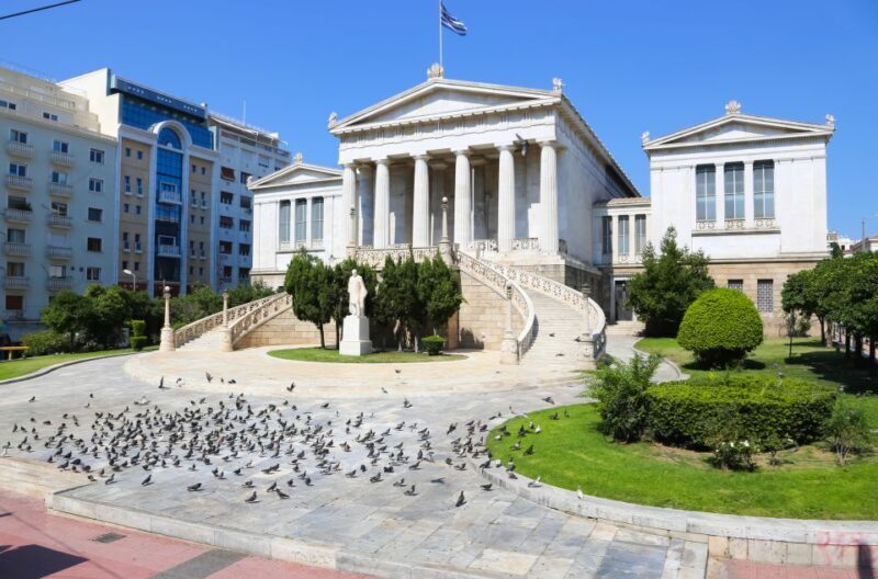 Athens:Private day tour to Athens, Sounio & Vouliagmeni Lake - Who is this tour best suited for?