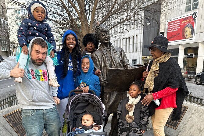 Atlanta Scavenger Hunt Interactive Walking Activity - Key Points