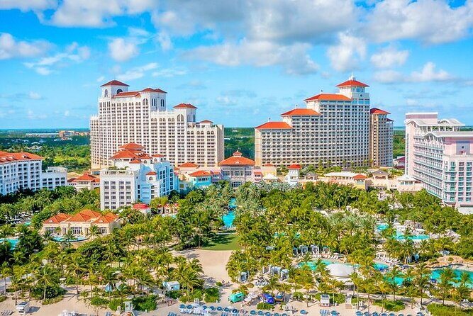 Atlantis & Paradise Island Private Transportation - Exploring the Best of Nassau with Private Transportation