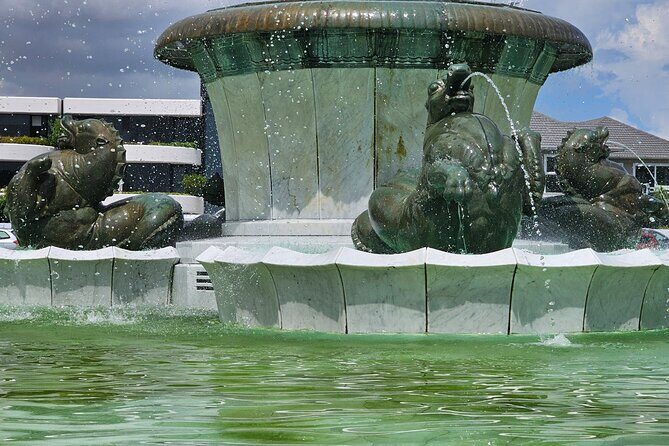 Auckland City Highlights Tour - Ladies Bay Beach: Secluded Serenity Near St. Heliers