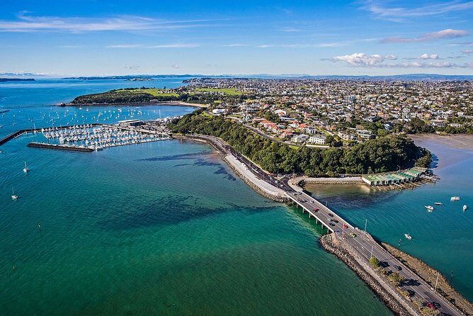 Auckland Coastal Experience - Small Group City & Beach Tour Incl. Wine Tasting - An Introduction to Auckland’s Coastal Charms