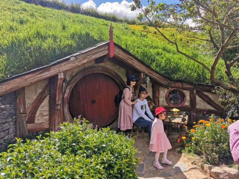 Auckland Day Trip: Explore Hobbitons Magic & Vintage Cars - Exploring the Itinerary: From Classic Cars to Middle-earth