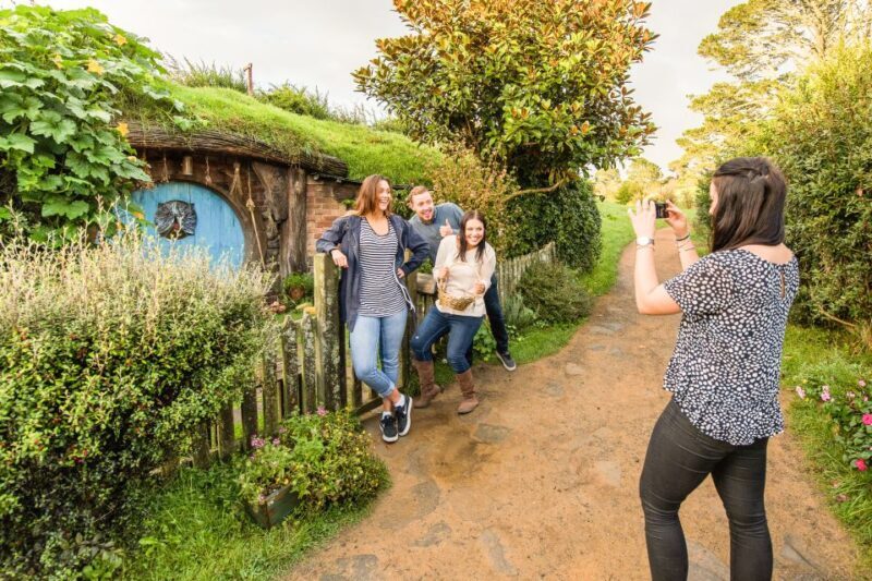 Auckland: Hobbiton Movie Set Tour with Lunch - The Sum Up