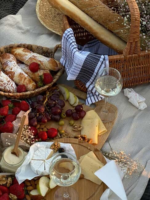 Auckland: Horseback Riding Through Vines with Wine & Dine - Frequently Asked Questions