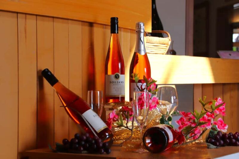 Auckland: Kumeu Wine Tasting Tour and Black Sand Beach - Key Points