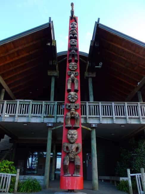 Auckland: Piha Beach, Rainforest, & Mount Eden Private Tour - Practical Details and Tips