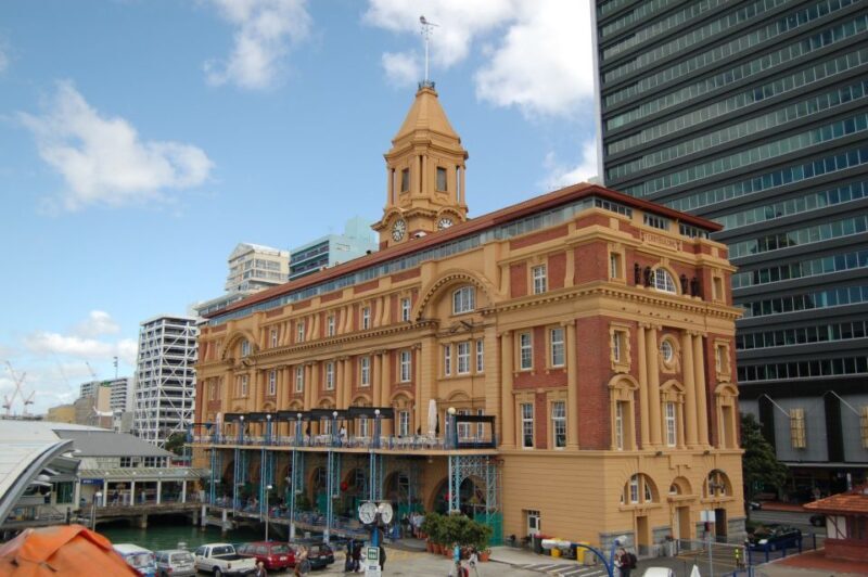 Auckland: Private Walking Tour with a Local - The Bottom Line