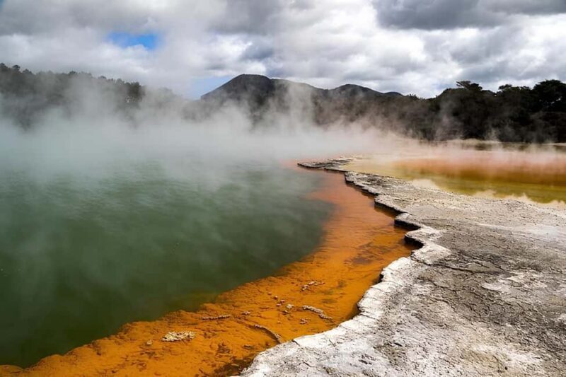 Auckland: Rotorua, Taupo, Waiotapu & Huka Falls Private Trip - Exploring the Day: What Makes This Tour Stand Out