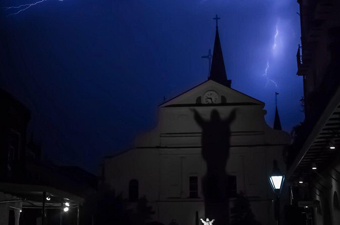 Audio Guided Historical Ghost Bus Tour of New Orleans - In-Depth Itinerary Breakdown