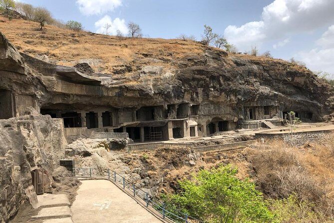 Audio Guided Tour Of Ellora Buddhist Caves, Aurangabad on HopOn India App - Who Will Love This Tour?