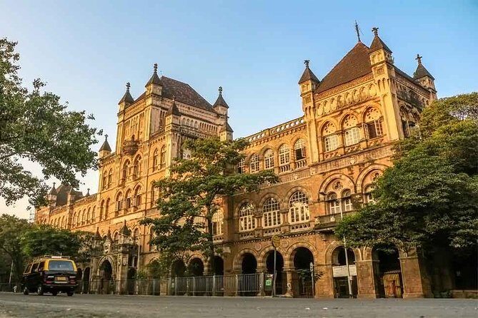 Audio Guided Walking Tour on HopOn India App From Gateway to Fountain, Mumbai - The Taj Mahal Palace