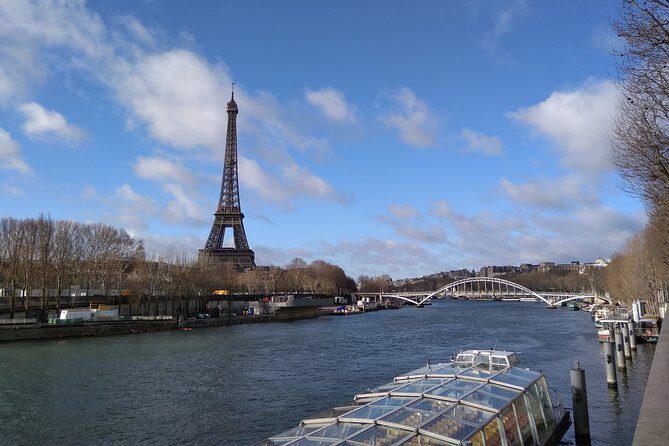 Audioguide - The Eiffel Tower and its secrets - FAQs About the Eiffel Tower Audioguide Tour