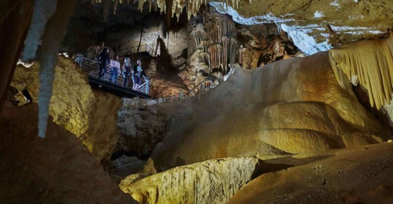 Augusta: Jewel Cave Fully-Guided Tour - The Journey Into Jewel Cave: What to Expect