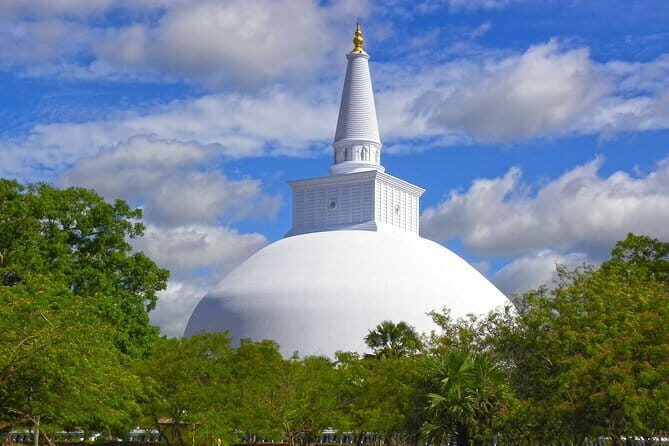Aukana And Anuradhapura Day Tour From Kandy - Introduction