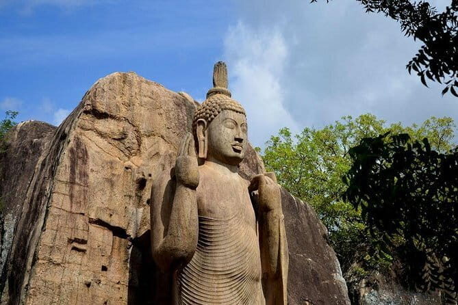 Aukana And Anuradhapura Day Tour From Kandy - Key Points