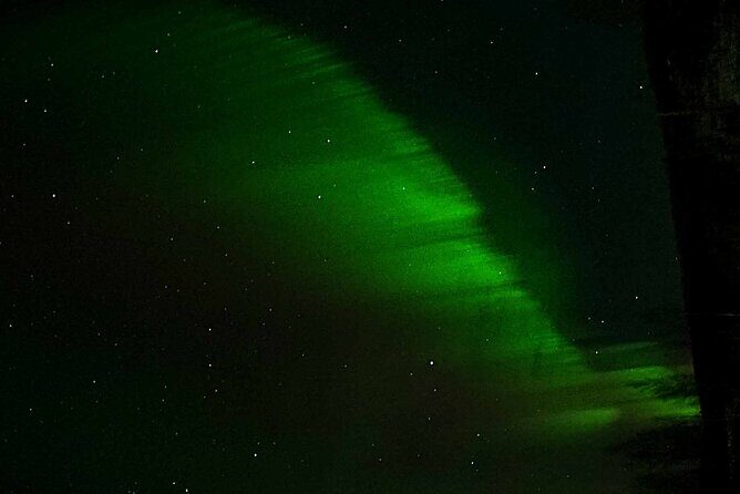 Aurora Chaser Tour - The group size and transportation: why it matters