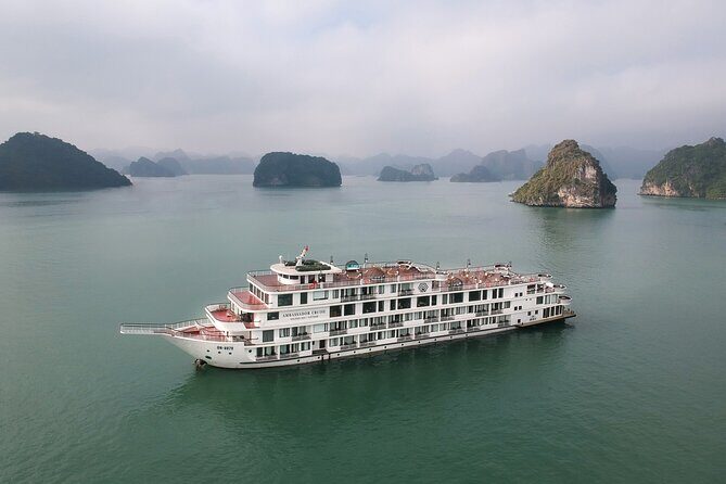 Aurora Cruise 3-Day Explore Halong Bay from Hanoi - An Immersive Experience in Halong Bay