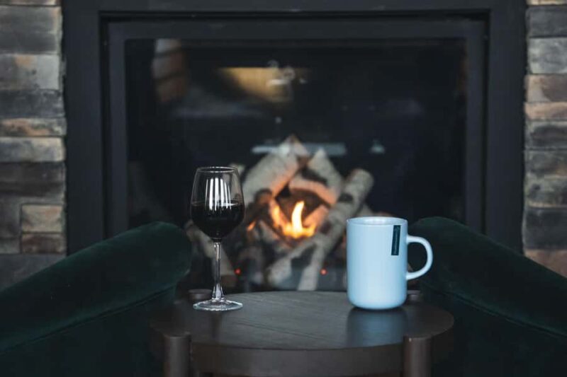 Aurora Lounge: Aurora Viewing Cabin & Bar - The Comforts of Wilderness Luxury