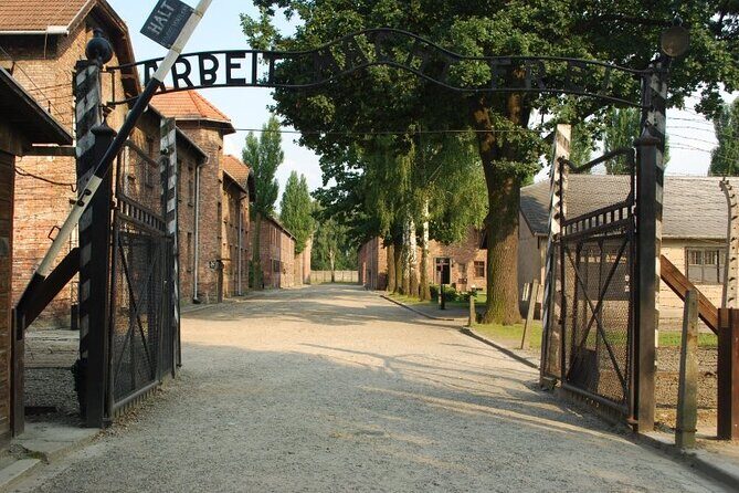 Auschwitz and Birkenau Round-Trip VIP Transport from Krakow - The Bottom Line