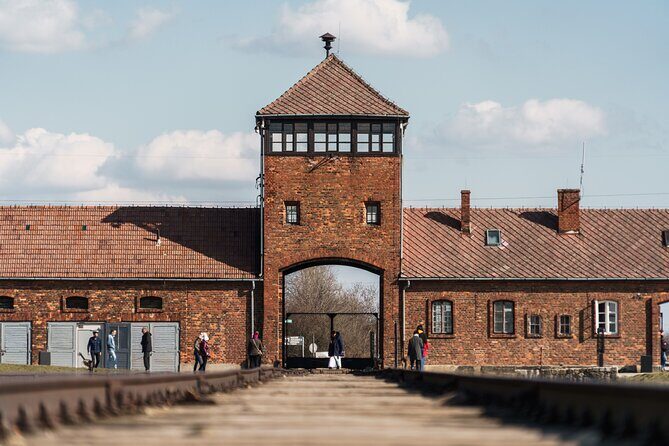 Auschwitz-Birkenau Guided Tour from Krakow with Hotel Pickup - Discovering Auschwitz-Birkenau from Krakow: An In-Depth Tour Review