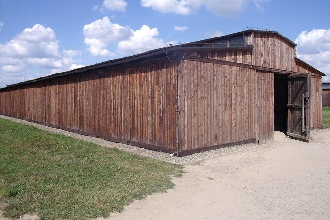 Auschwitz Tours Memorial and Museum Guided Tour from Krakow - What Makes This Tour Stand Out?