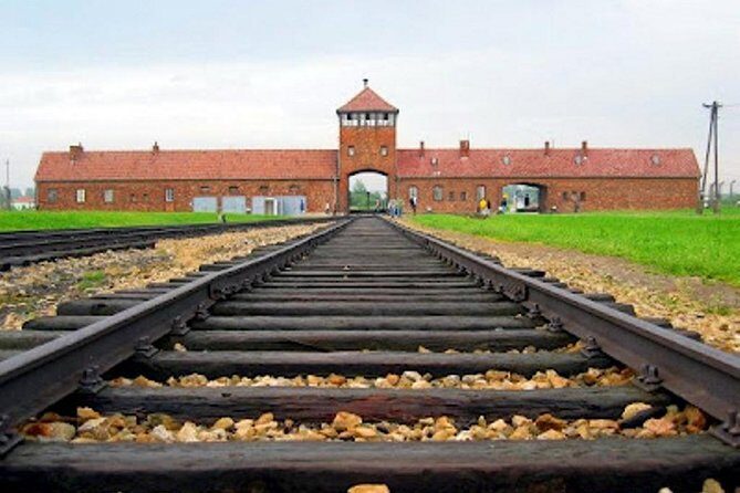 Auschwitz Trip From Krakow - English Speaking Guided Tour - Final Thoughts