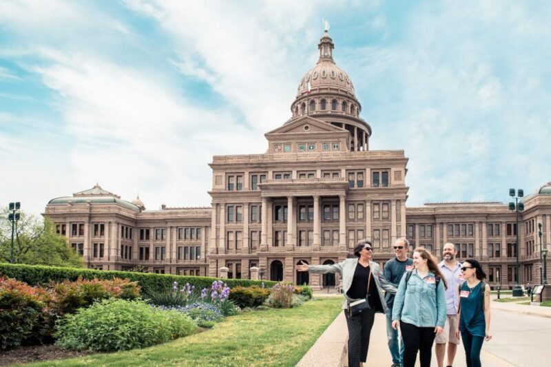 Austin: Best of Austin Driving Tour with Local Guide - The Vehicle and Group Size