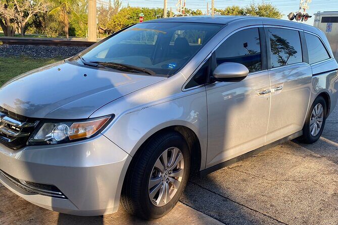 Austin City to Austin-Bergstrom Airport (AUS) - Departure Private Transfer - Why This Transfer Stands Out