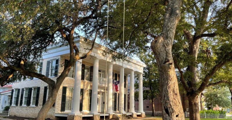 Austin: Neill-Cochran House Museum - Experience for Different Types of Travelers