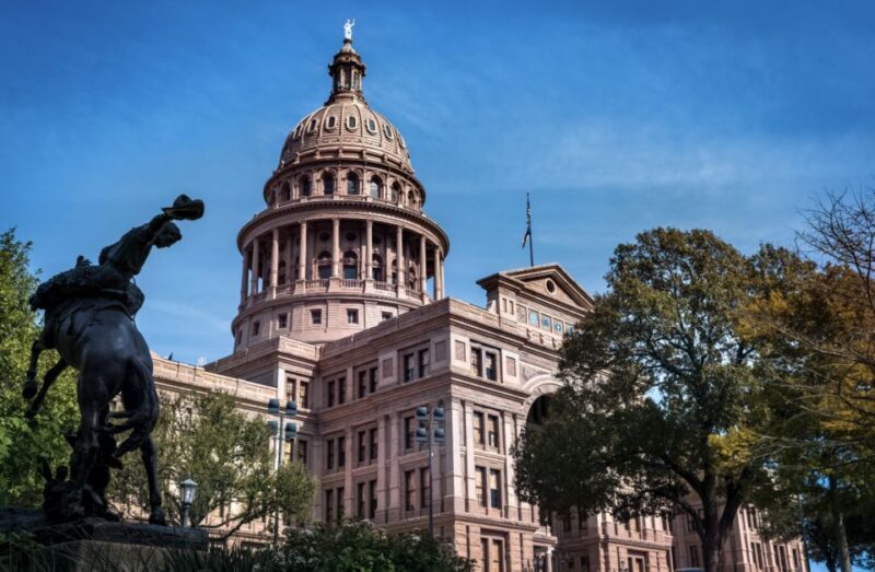 Austin Premium Driving Tour with Texas Capitol & Mt. Bonnell - Key Points